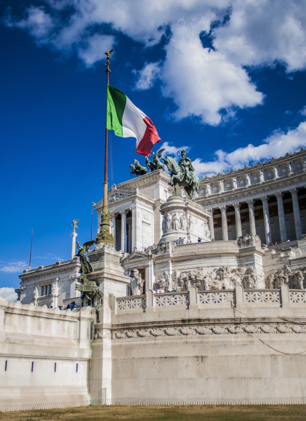 La bandiera italiana: un simbolo di unità e identità nazionale ...