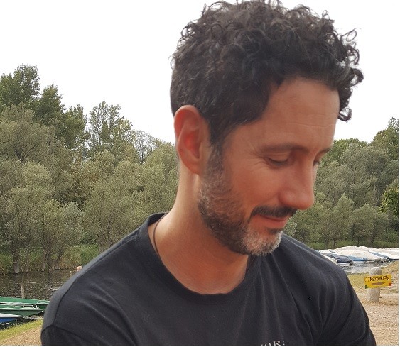Full contact stickfighting: Luca Ravera, il re di bastoni campione del ...