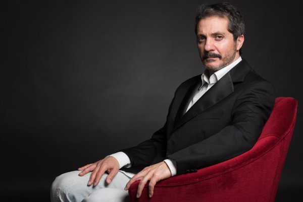 Tony Palazzo per leggere "Corro nudo" - AgoraVox Italia