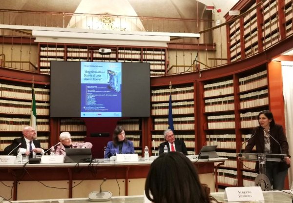 Diritti civili. Presentata alla Camera la biografia “Angela Bottari ...